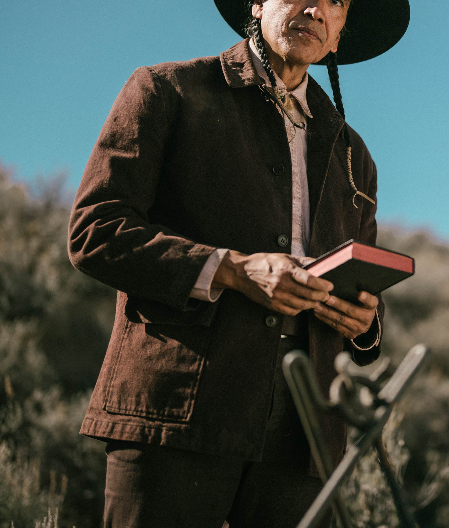 1923 (2022) Hank (Michael Greyeyes) Brown Jacket | TLC