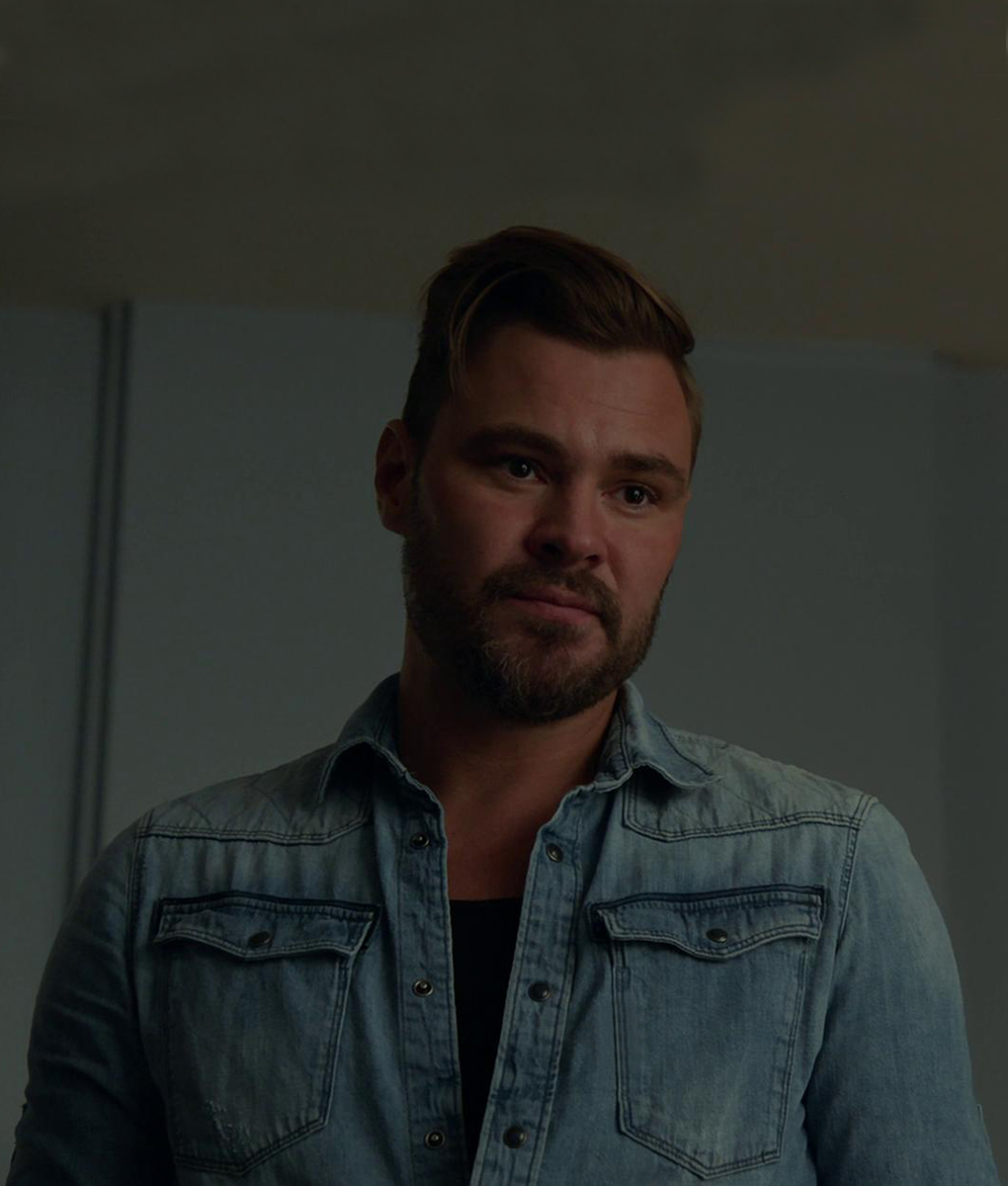 Chicago P.D. (2014) Adam (Patrick Flueger) Denim Shirt Jacket - TLC