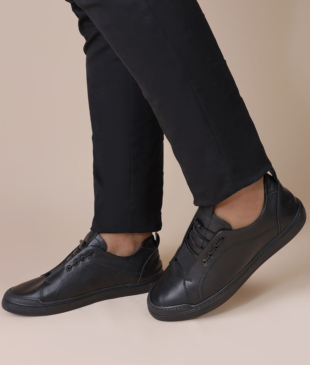 Martin Men's Black Leather Sneaker