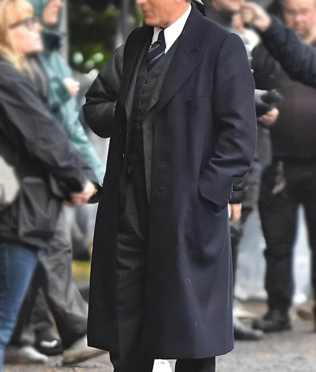 Archie: Cary Grant Blue Coat | Jason Isaacs Outfits - TLC