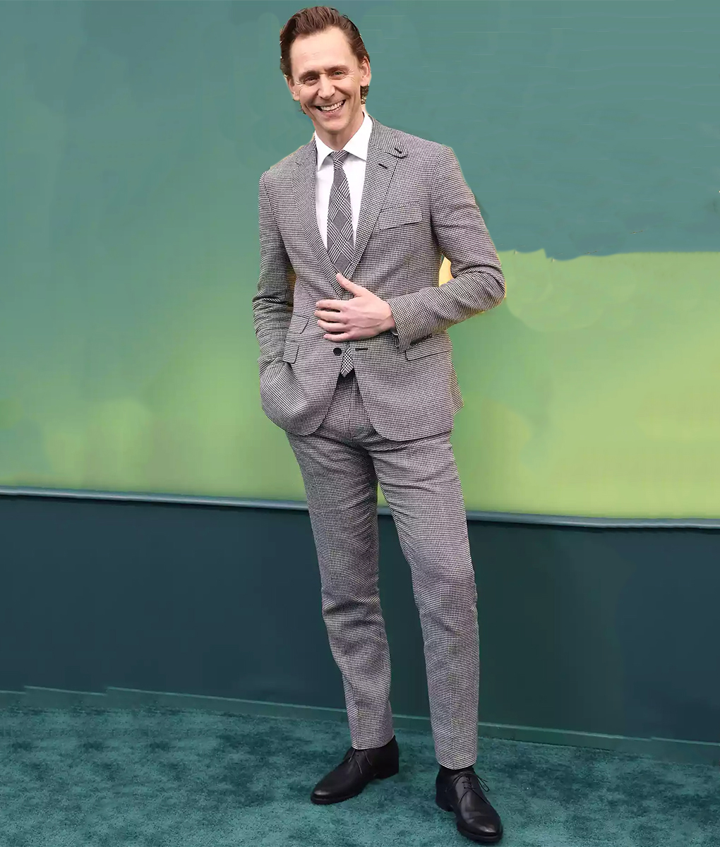 Tom Hiddleston Suit