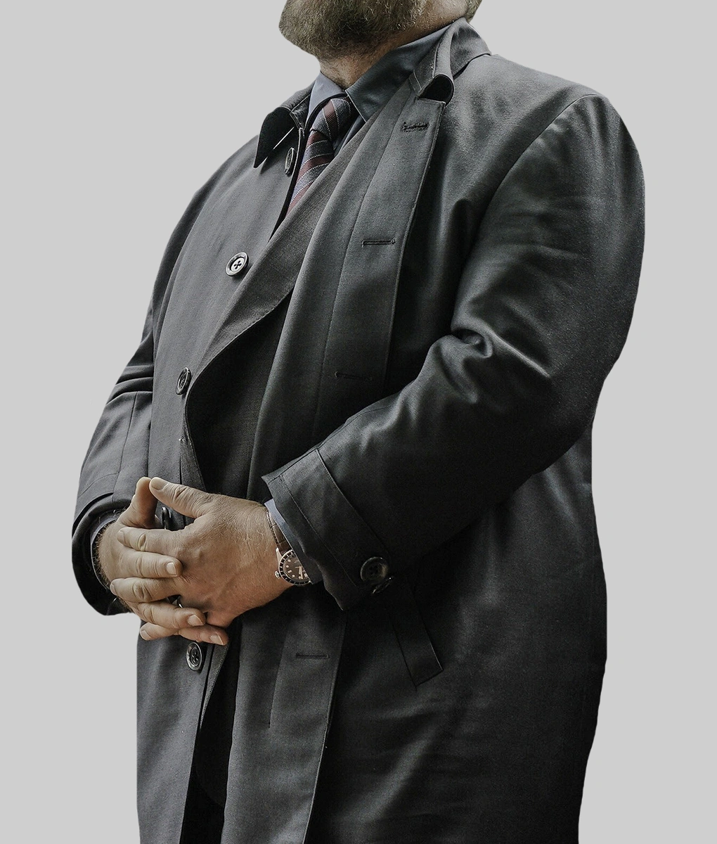 Russell Crowe Sleeping Dogs Roy Freeman Black Coat | TLC