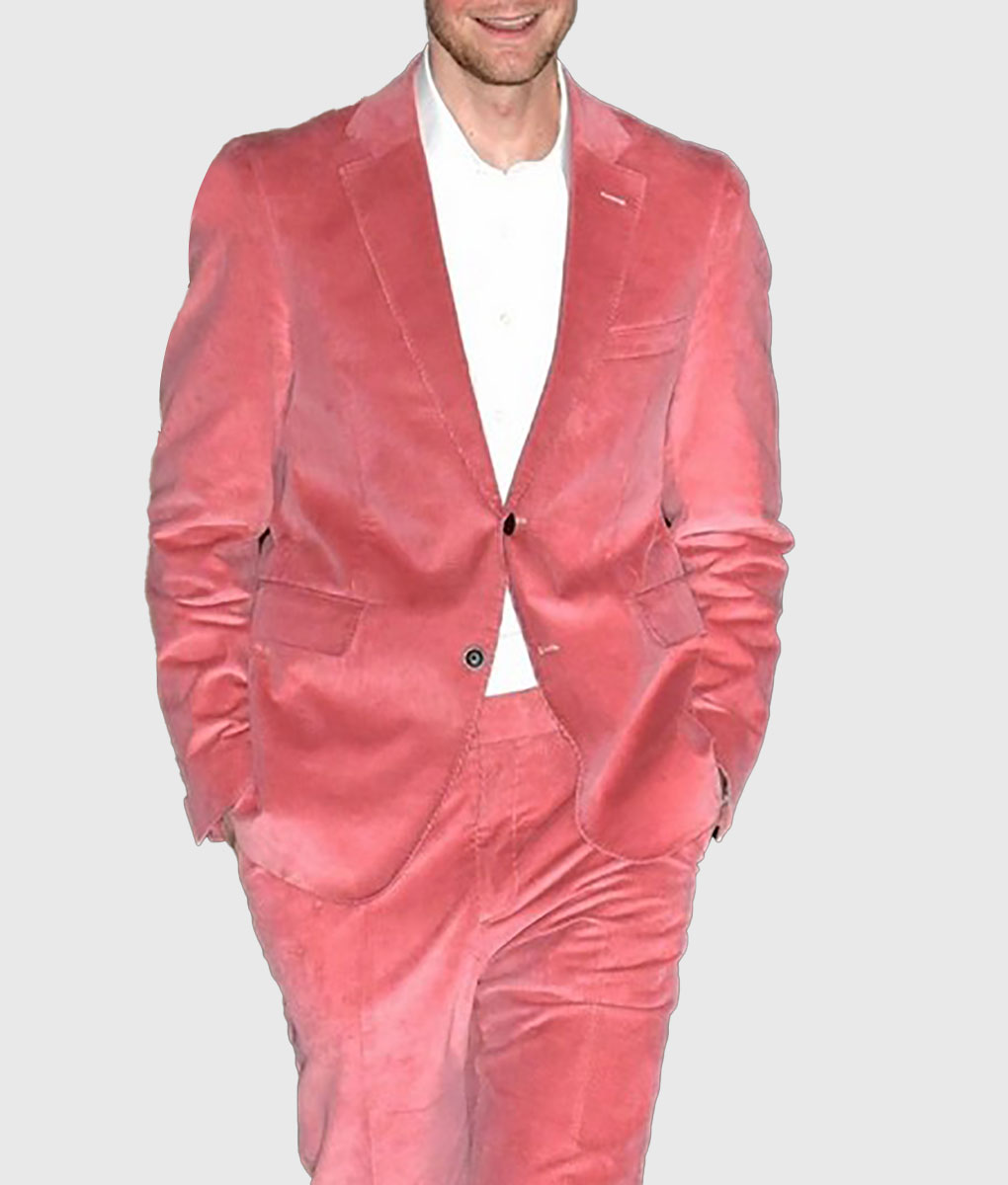 Globe Awards Jack Quaid Pink Suit | TLC